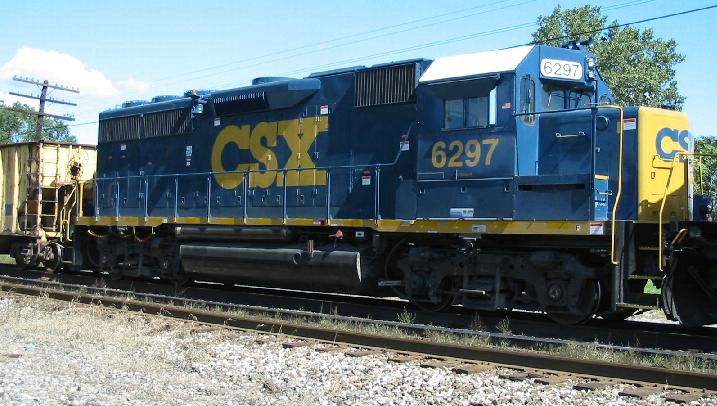 #4 trailing unit on the first train we saw